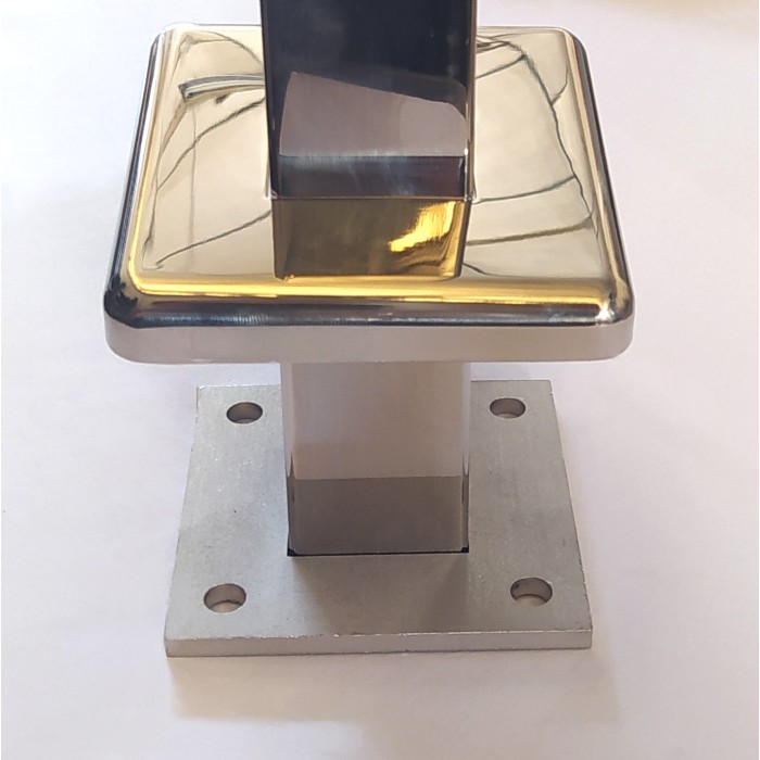 Poste para chapa perforada